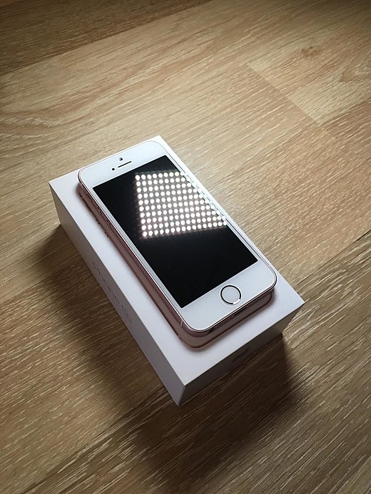 Kasutatud iPhone SE (200€) - Õunaturg