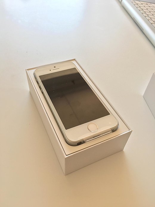 iPhone SE (250€) - Õunaturg